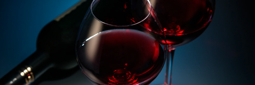Punaviinit - Tilaa punaviinit netistä – Viinikellari.com
